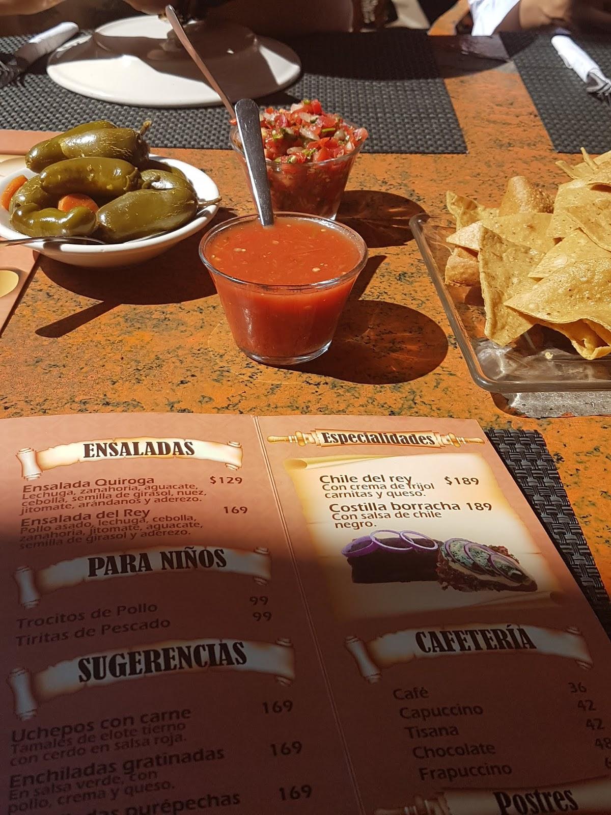 Menu at El Rey de las Carnitas restaurant, Quiroga, Plaza Principal