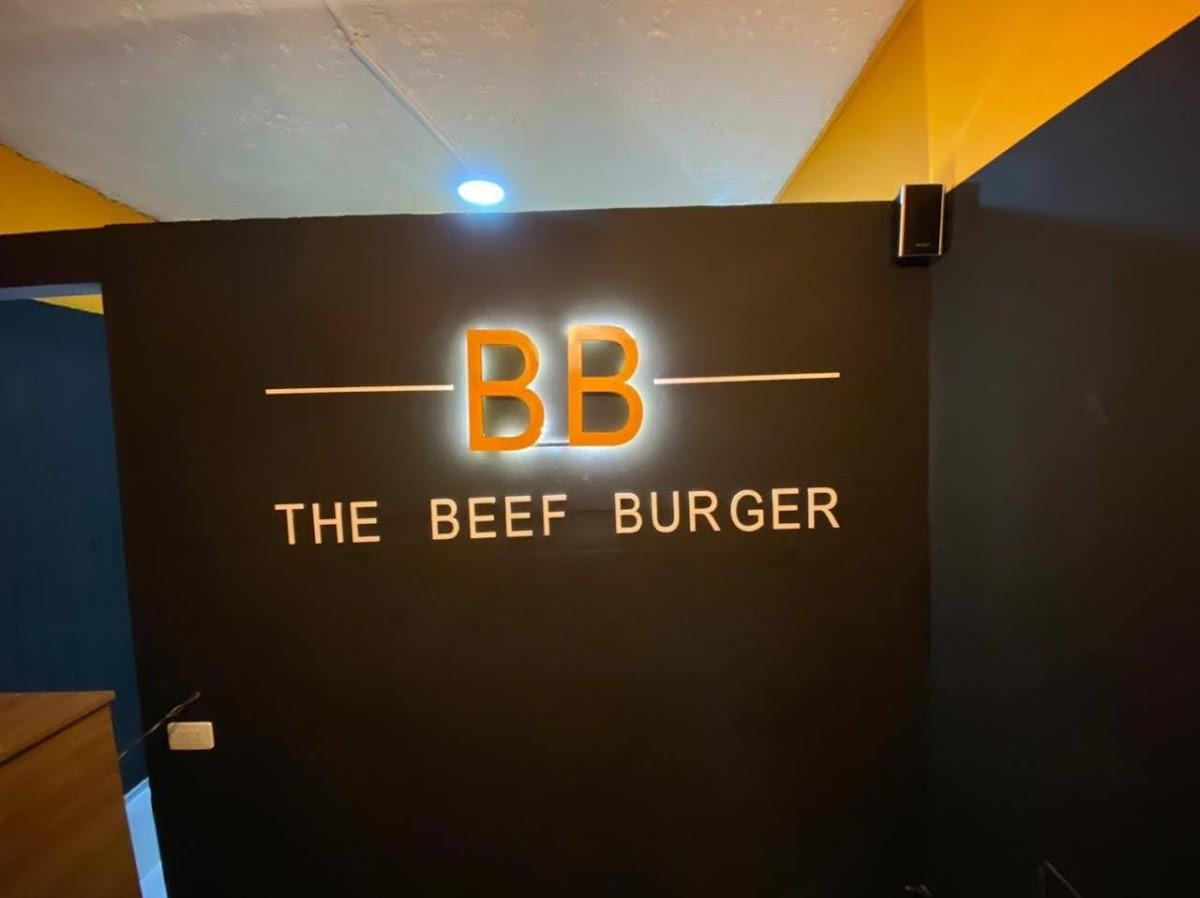 THE BEEF BURGER restaurant, Manizales
