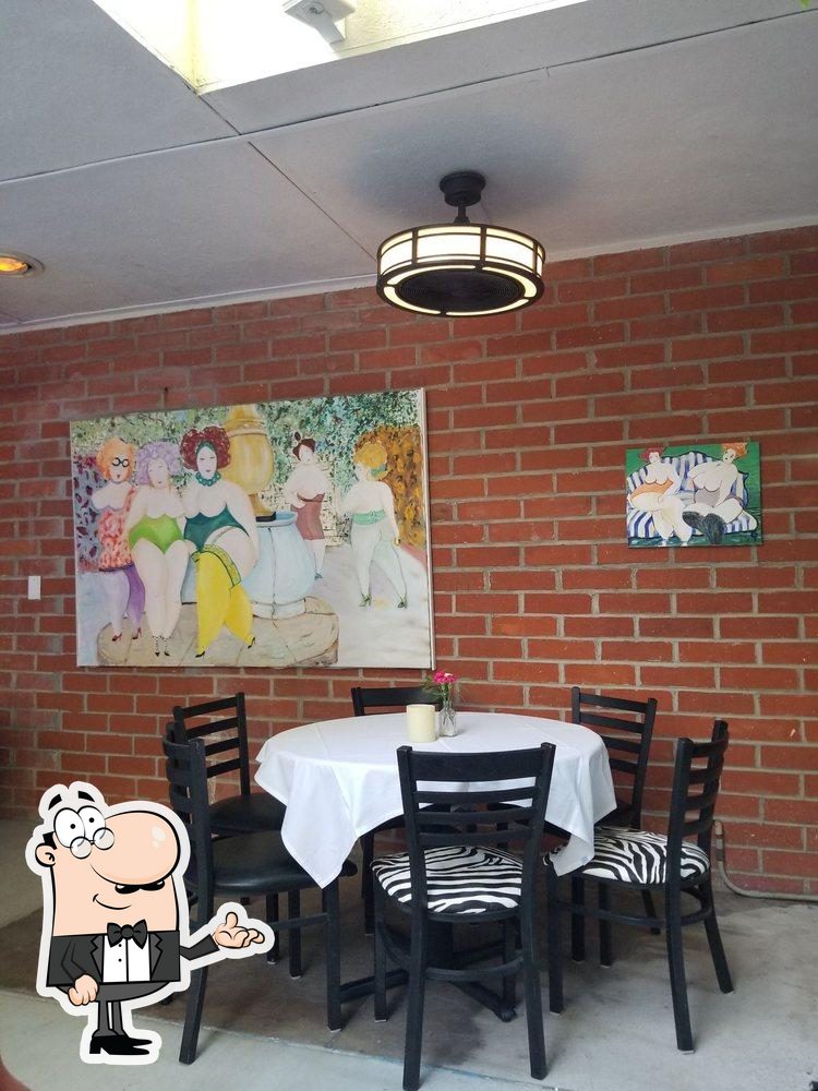John Henry's Cafe, Palm Springs - Restaurant menu, prices and reviews