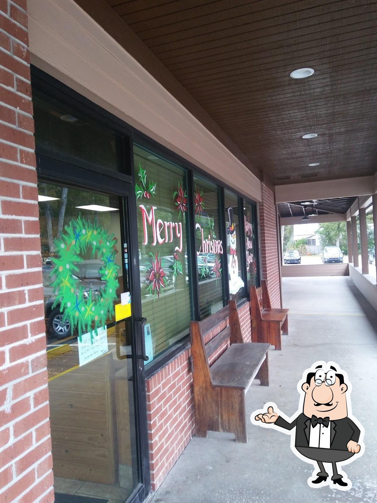 Bev's Burger Café, High Springs - Restaurant menu, prices and reviews
