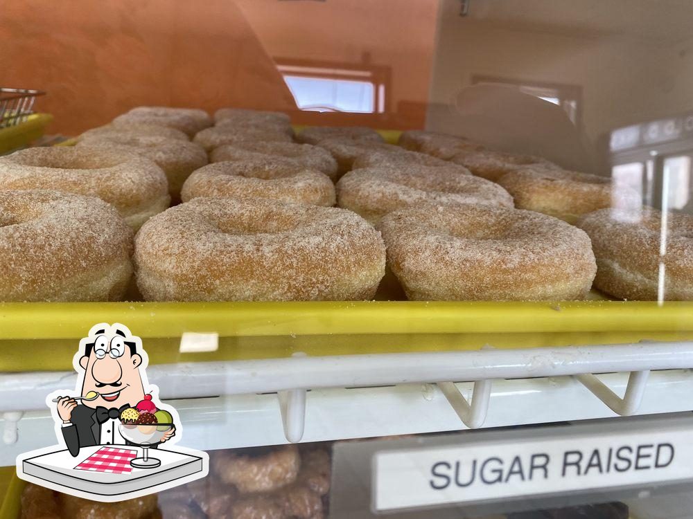 Ray's Donuts in Buford - Restaurant menu and reviews