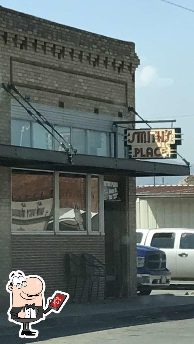 Smith's Place in East Helena - Restaurant menu and reviews