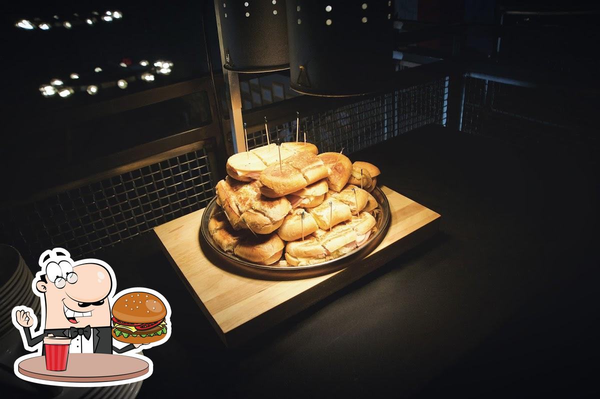 Helium Comedy Club in Indianapolis - Restaurant menu and reviews