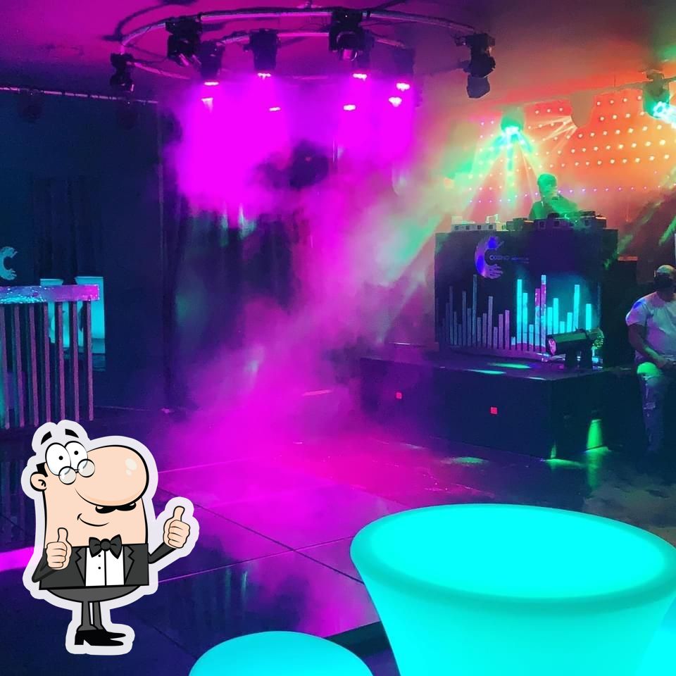 Cosmo Nightclub Strand, Cape Town - Restaurant menu and reviews