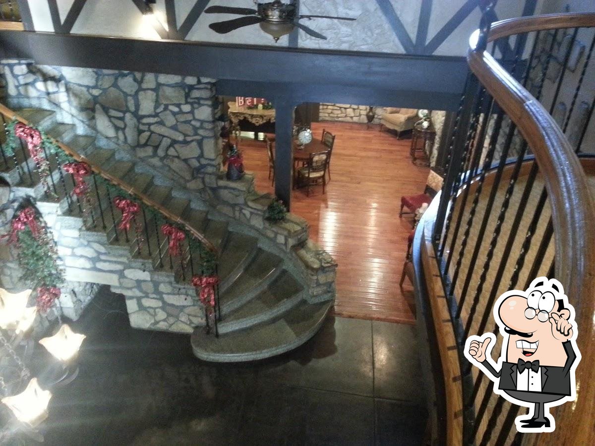 Ye Olde English Inn in Hollister - Restaurant menu and reviews