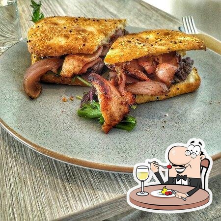 Zenith Cafe, Restaurant and Bar in Shoal Bay - Restaurant menu and reviews