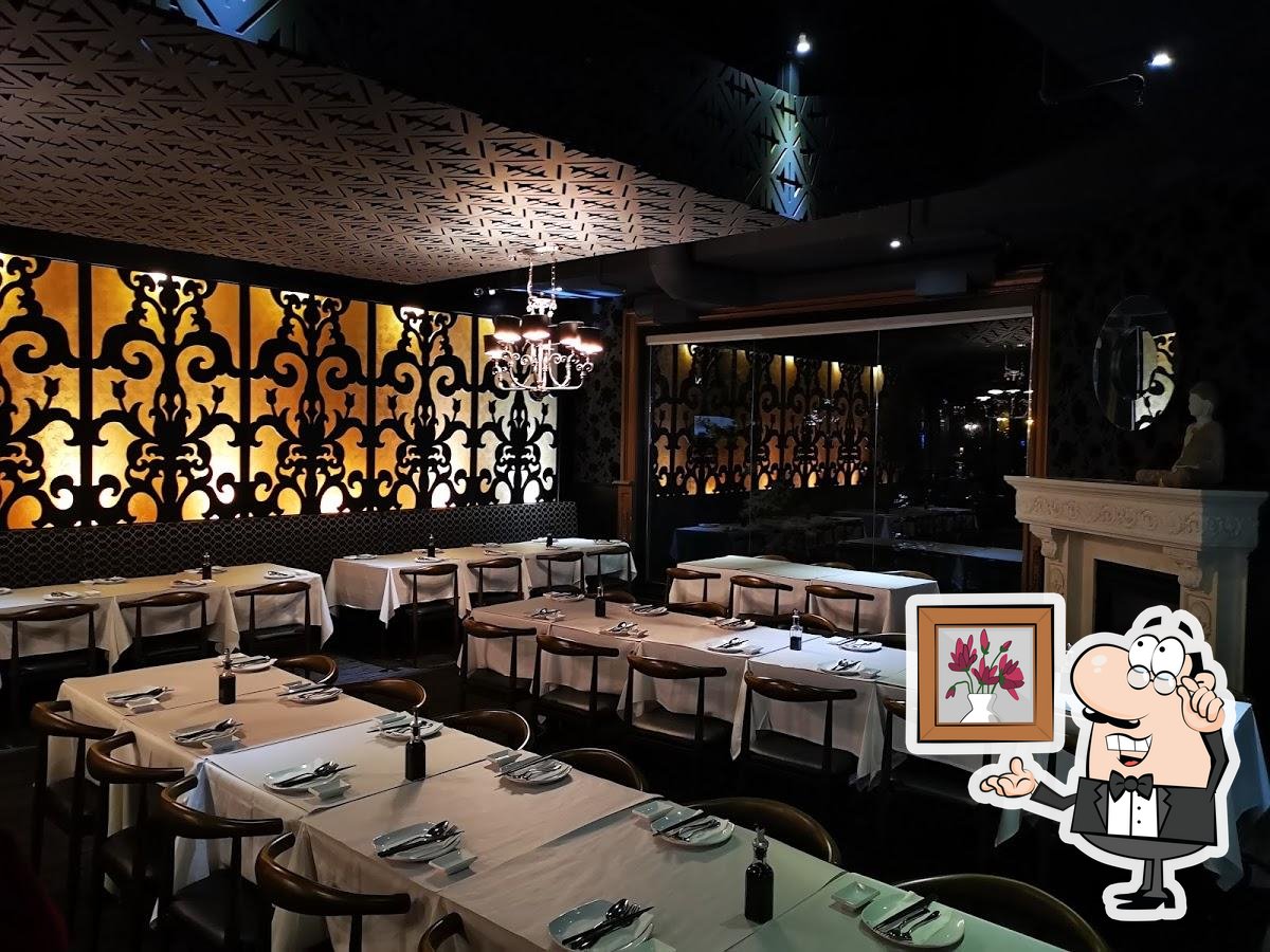 SPARKLY Japanese & Thai in Vaughan - Restaurant menu and reviews