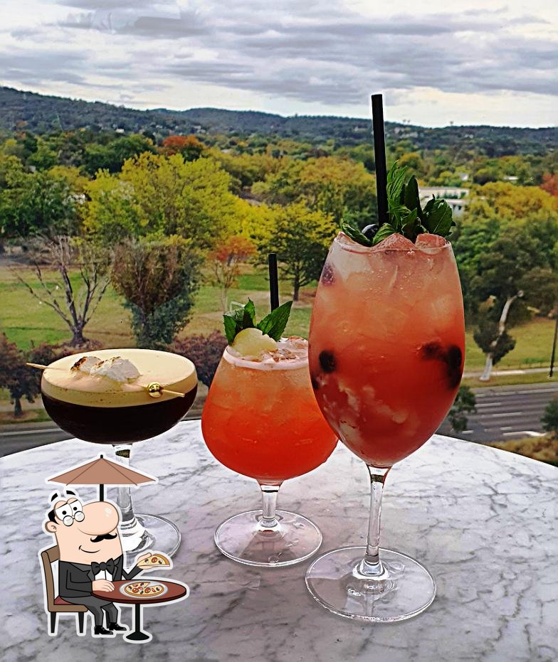 The Howling Moon in Braddon - Restaurant menu and reviews