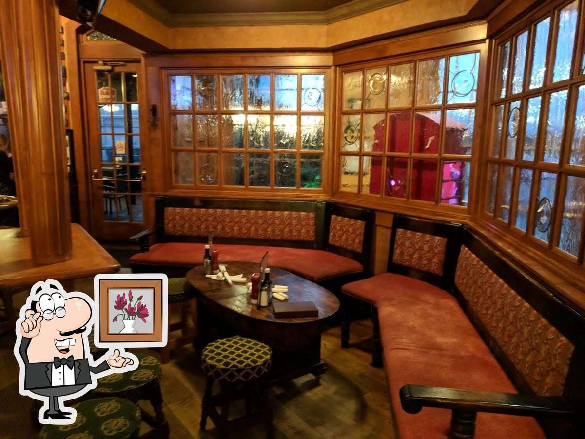 The Pub - Rookwood, Cincinnati - Restaurant menu, prices and reviews