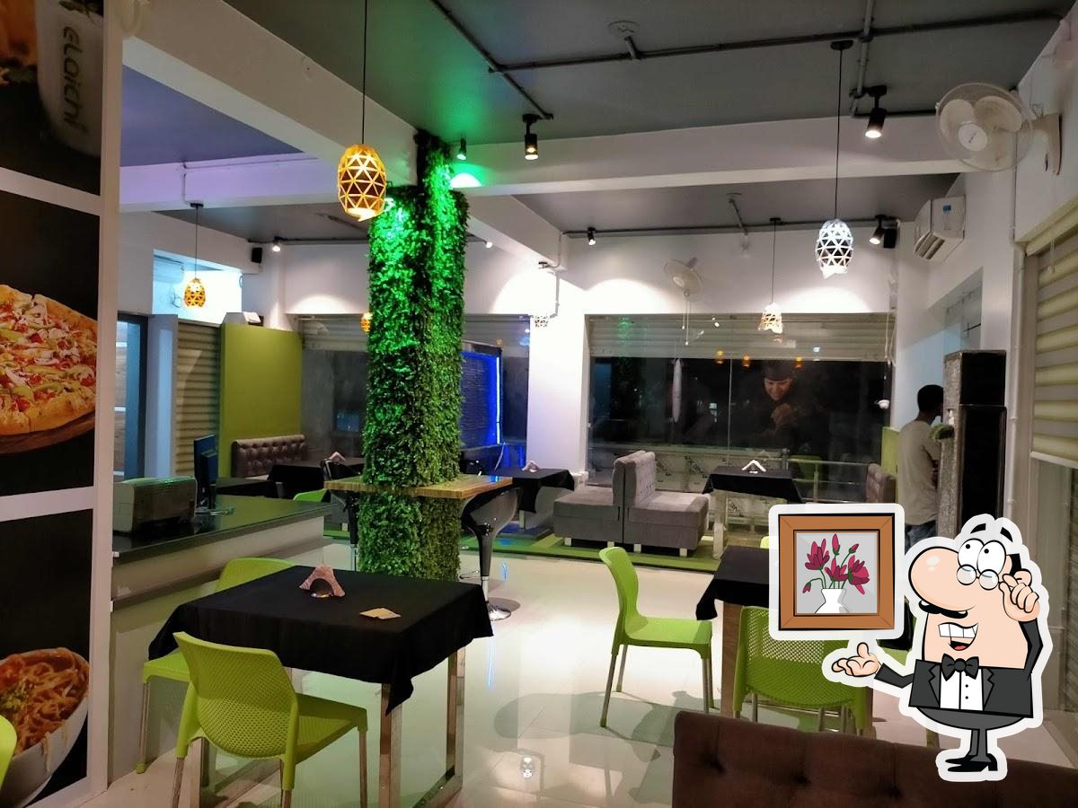 Rahi Cafe Elaichi, Guna - Restaurant reviews