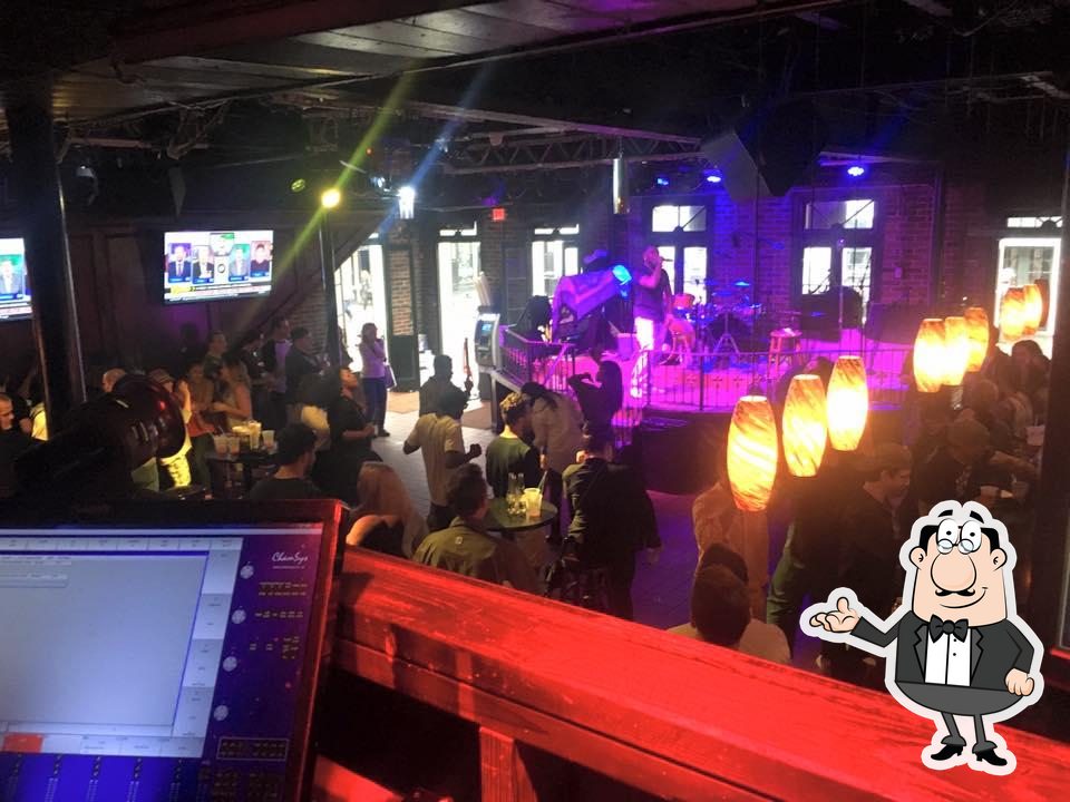 Bourbon Bandstand in New Orleans - Restaurant reviews