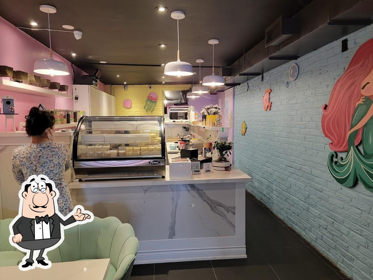 Mermaid Cafe, 2655 Yonge St 2nd Floor in Toronto - Restaurant reviews