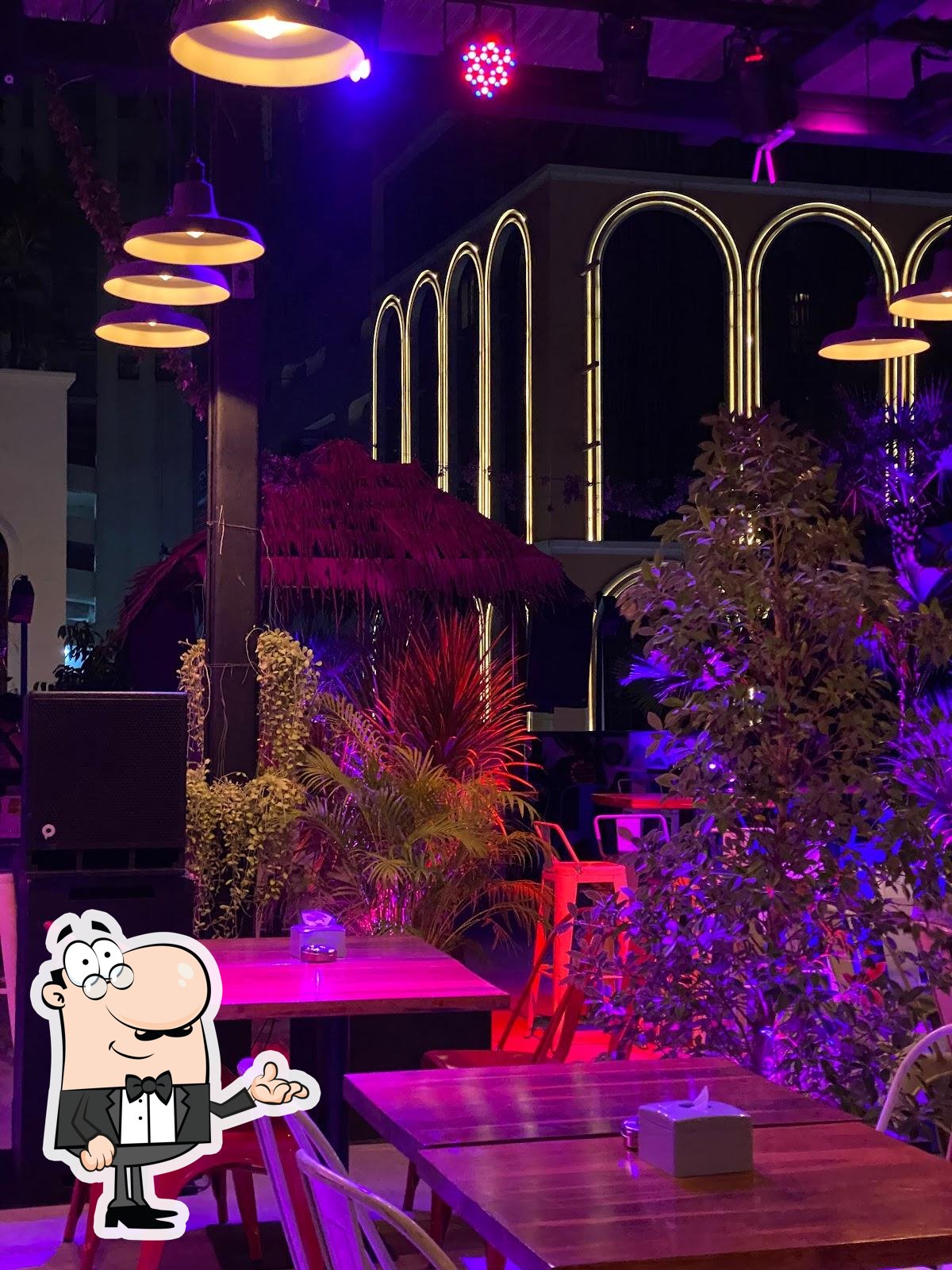 Lush Rooftop, Bangkok, Nana - Restaurant menu, prices and reviews