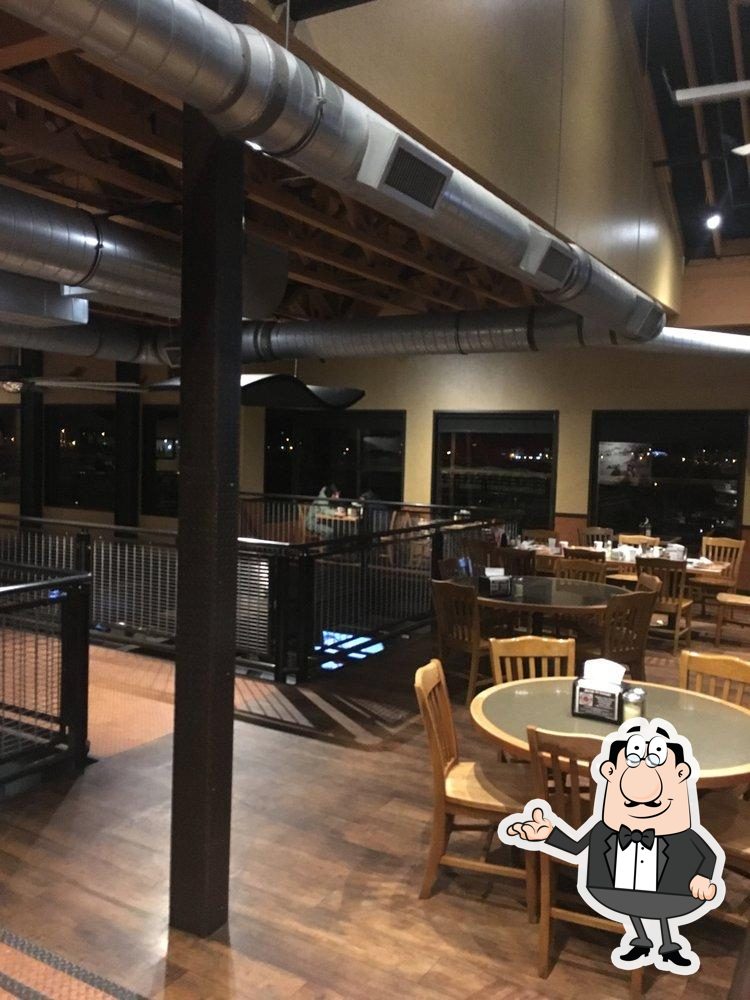Toppers Pizza, Oxnard - Restaurant menu, prices and reviews