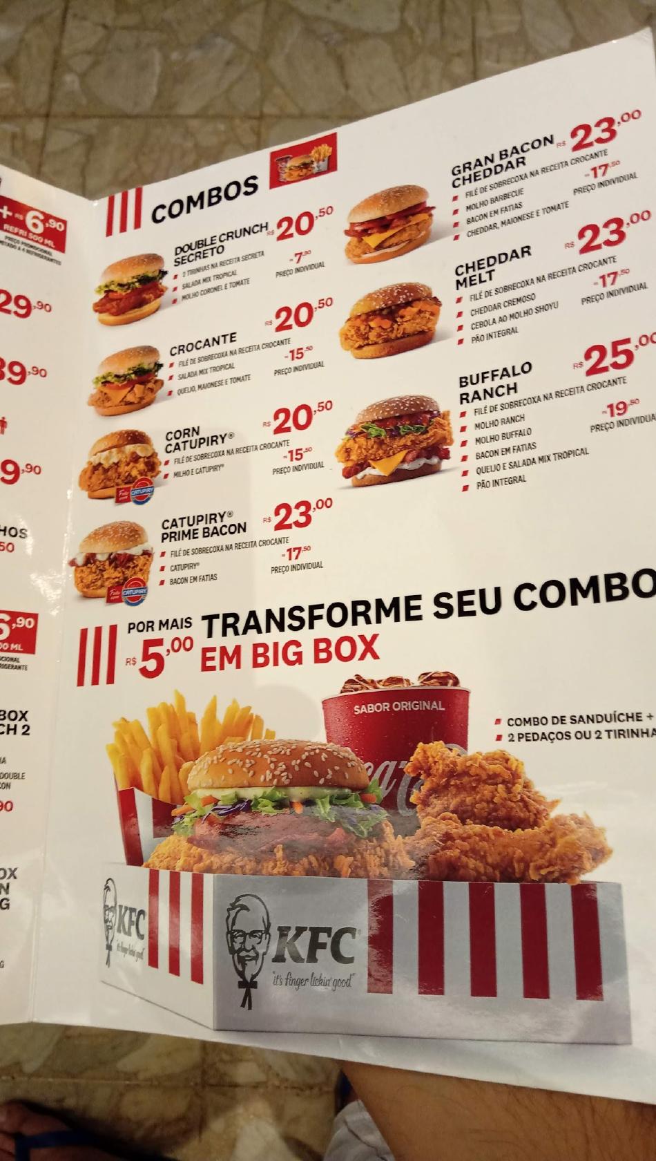 Menu em KFC restaurante, Niterói