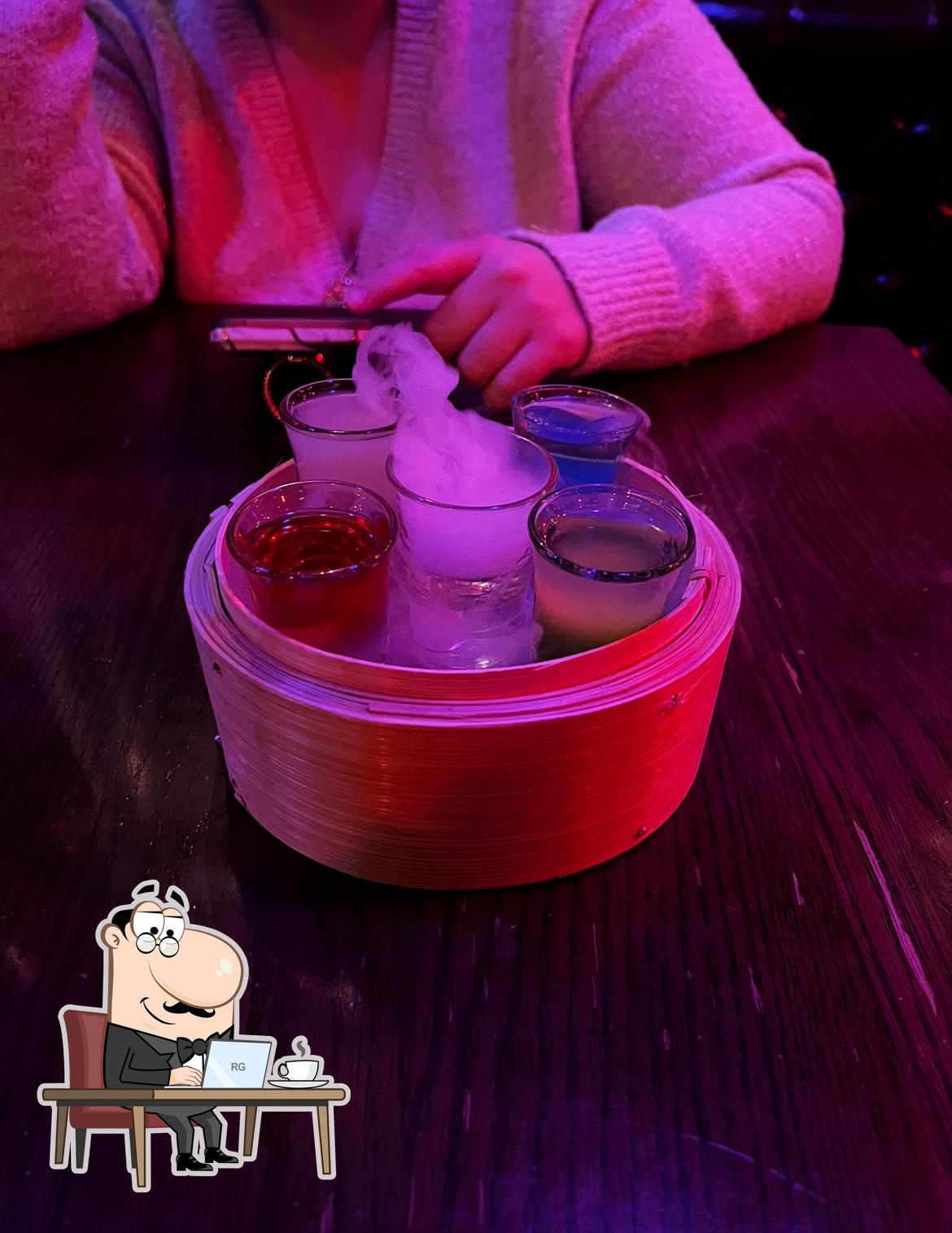 Storm Crow Manor, Toronto - Restaurant menu, prices and reviews