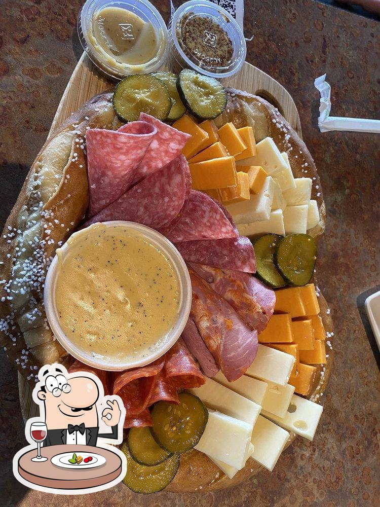 Great Oaks Tavern in Wadsworth - Restaurant menu and reviews