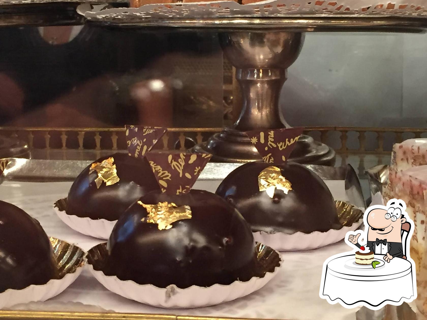 Demel cafe, Vienna, Kohlmarkt 14 - Restaurant menu and reviews