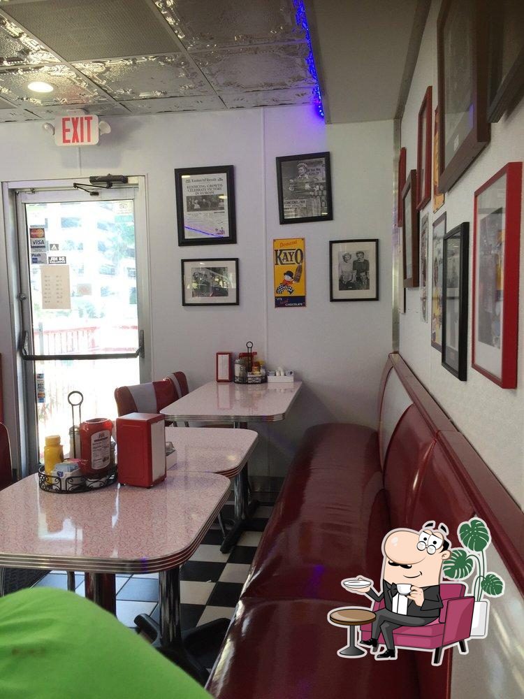 Starlite Diner, Daytona Beach - Restaurant menu, prices and reviews