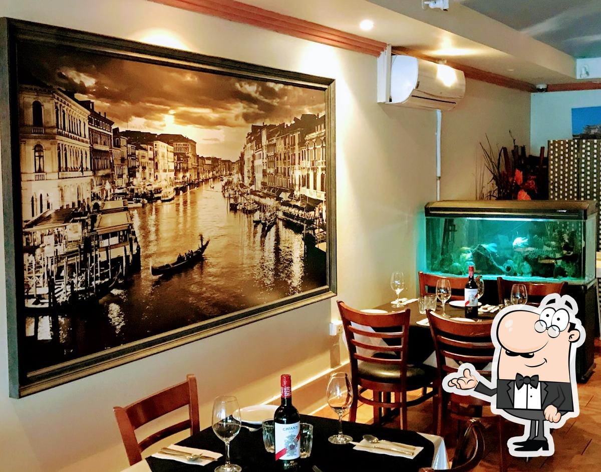 Romanas Italian Restaurant in Mermaid Beach - Restaurant menu and reviews