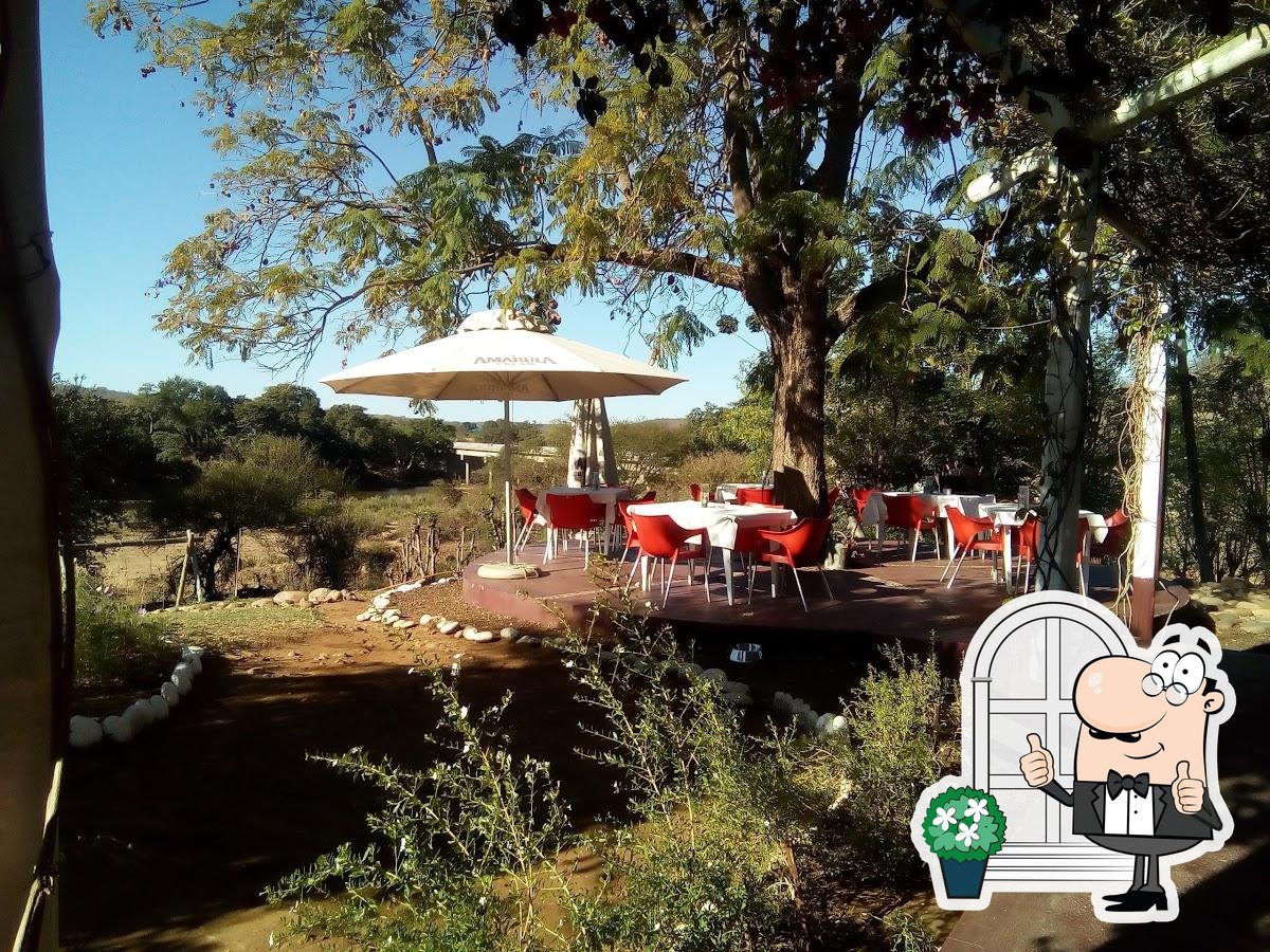 Three Bridges Restaurant, Pub and B&B, Hoedspruit - Restaurant reviews