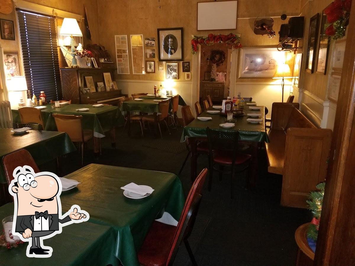 Ivanhoe Cafe, Detroit - Restaurant menu, prices and reviews