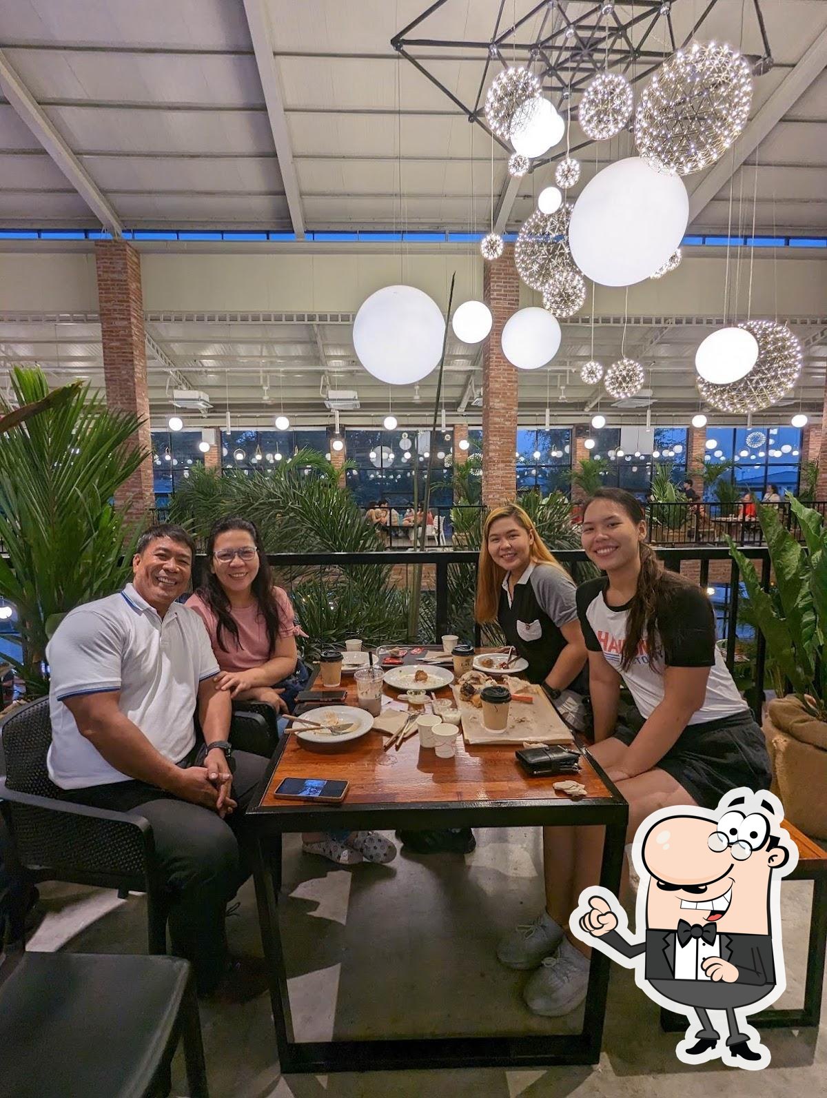 LALA Garden Cafe, Angeles - Restaurant menu, prices and reviews