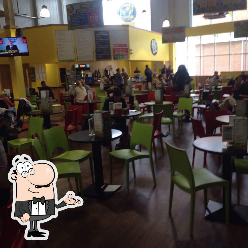 Funky Monkeys West Bromwich in West Bromwich - Restaurant reviews