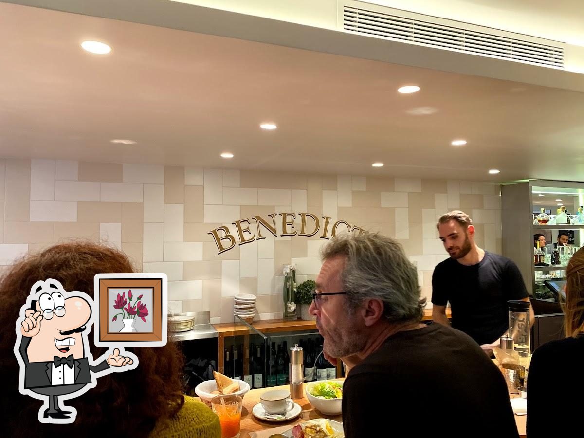 Benedict, Paris, Hôtel de Ville (métro de Paris) - Menu du restaurant ...