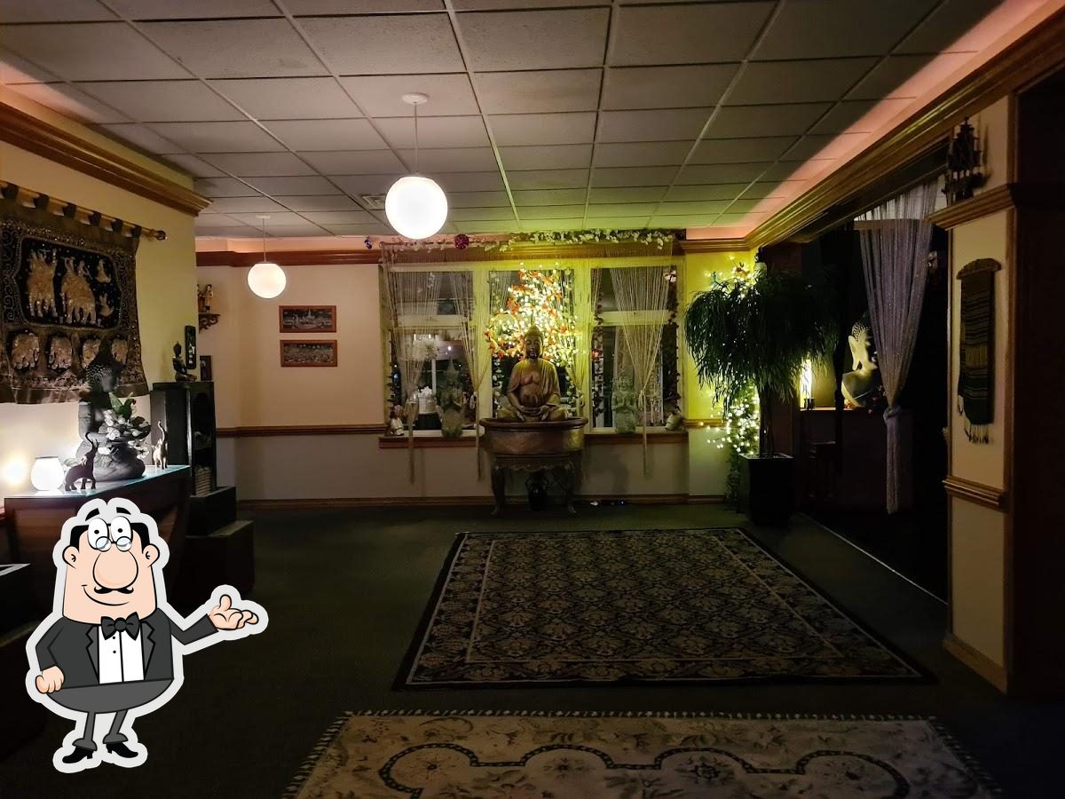 Nuk's Thai Cuisine, 201 James St in De Pere - Restaurant reviews