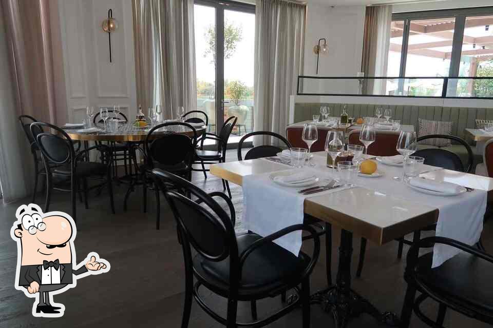 Carine Restaurant, Dubai, Emirates Golf Club - Restaurant menu and reviews