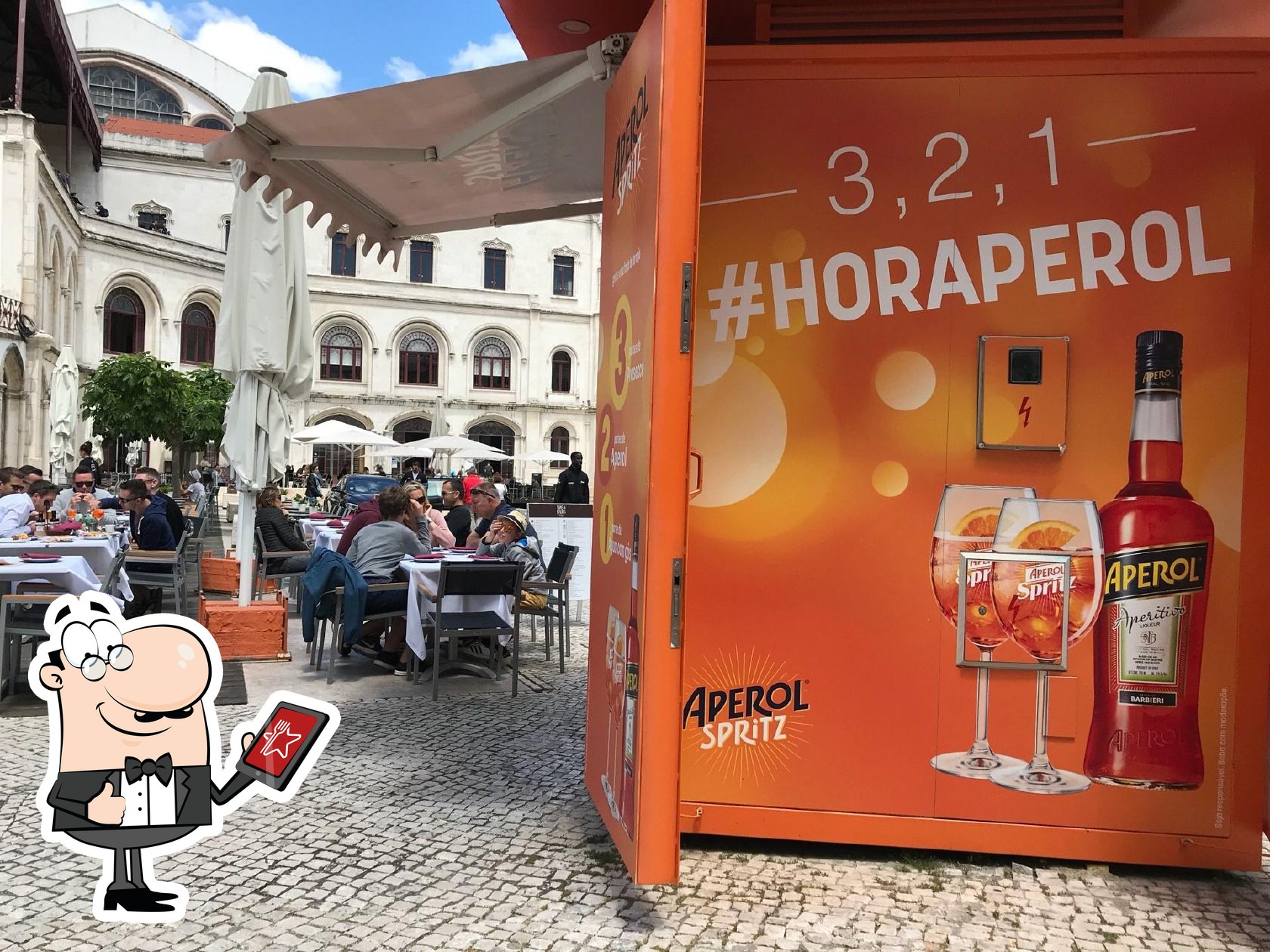 Aperol Spritz pub & bar, Lisbon