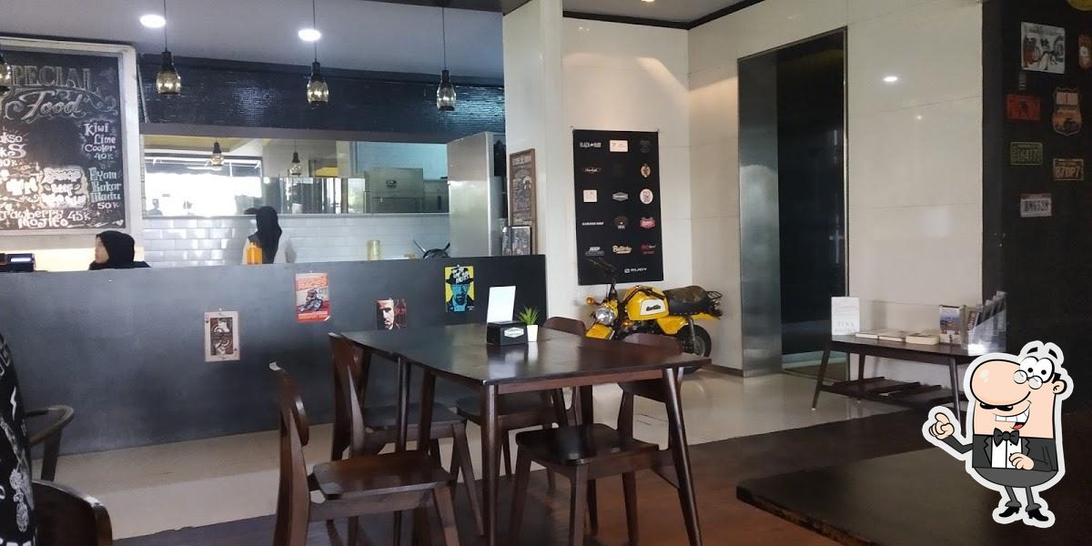 Papa Bro Cafe, South Jakarta - Restaurant reviews