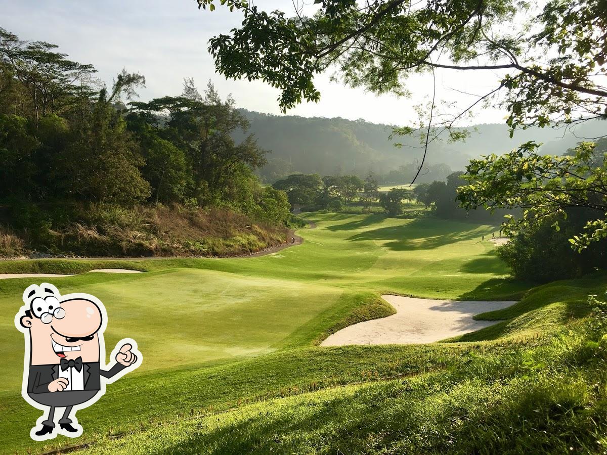Subic International Golf Club, Subic Bay Freeport Zone - Restaurant ...