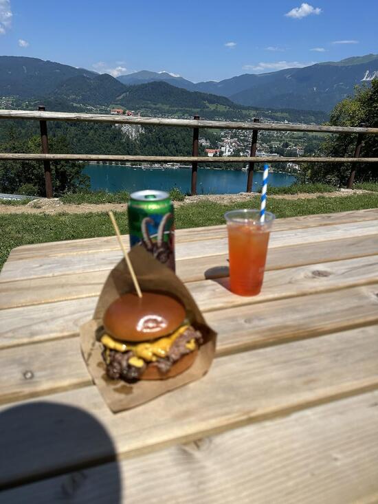 Martin’s street food, Bled - Menu du restaurant, prix et avis