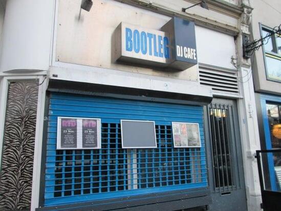 Bootleg DJ Café, Rotterdam - Speisekarte, Preise und Bewertungen