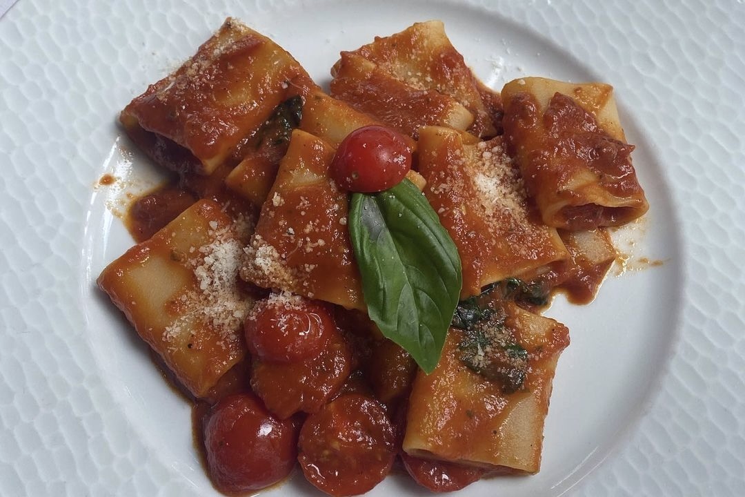 Top restaurants from Netflix’s Emily in Paris that actually exist