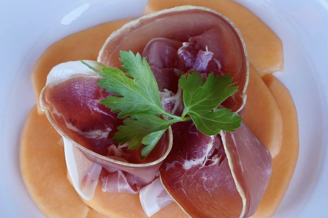 Top restaurants from Netflix’s Emily in Paris that actually exist