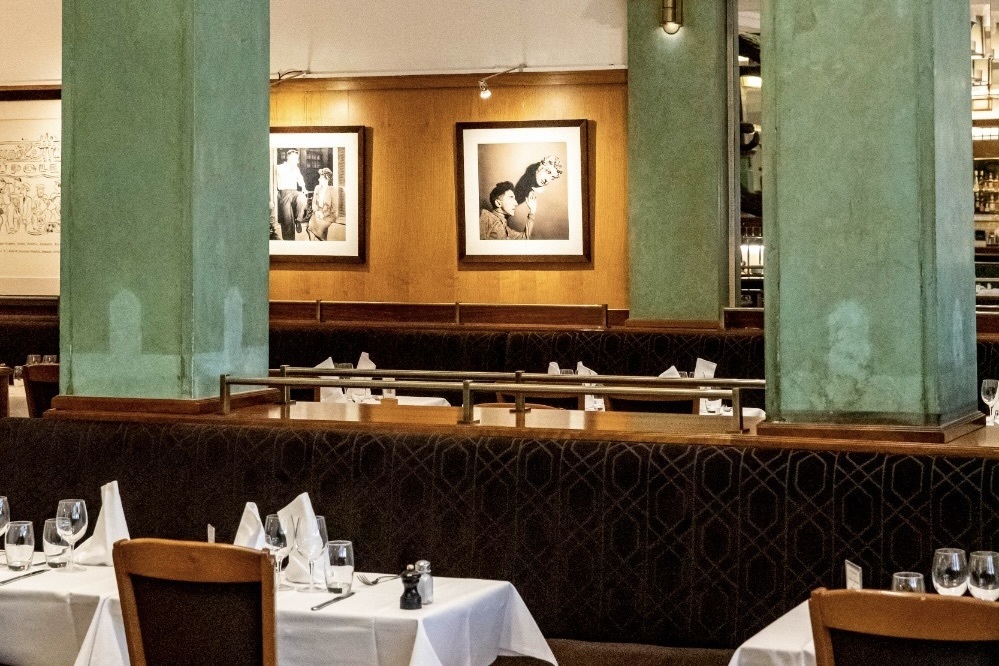 Top restaurants from Netflix’s Emily in Paris that actually exist