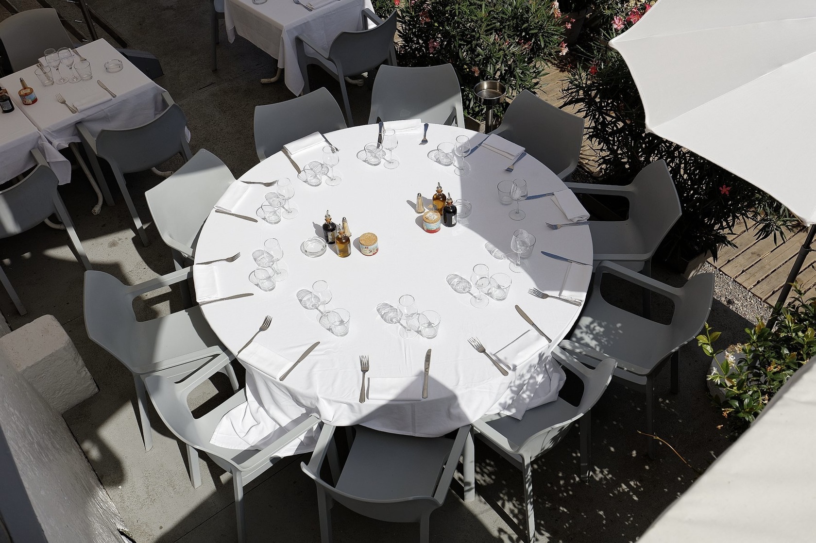 Top restaurants from Netflix’s Emily in Paris that actually exist