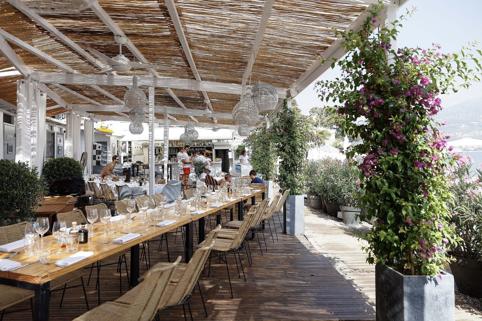 Top restaurants from Netflix’s Emily in Paris that actually exist