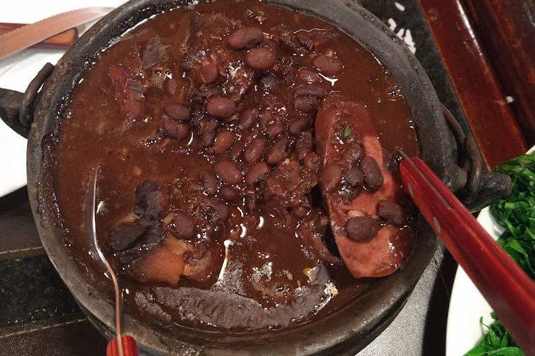 10 lugares para comer feijoada no Rio de Janeiro, Brasil