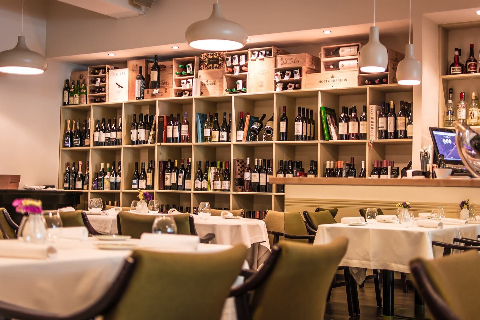 Top 4 affordable Michelin Bib Gourmand restaurants in Porto, Portugal