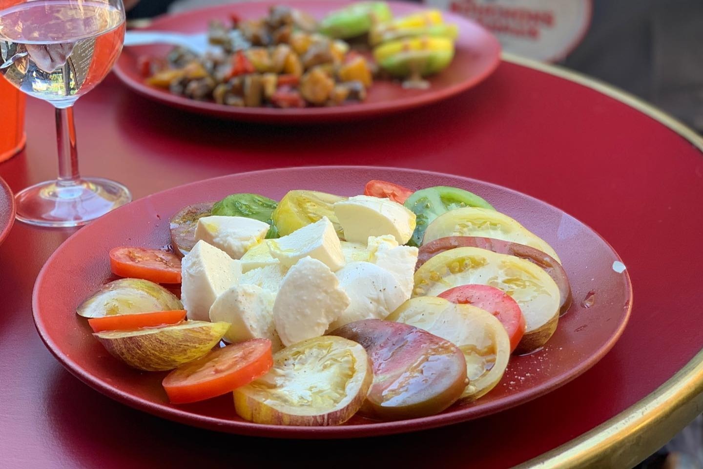 Top 6 traditional dishes and where to eat them in Lyon, France