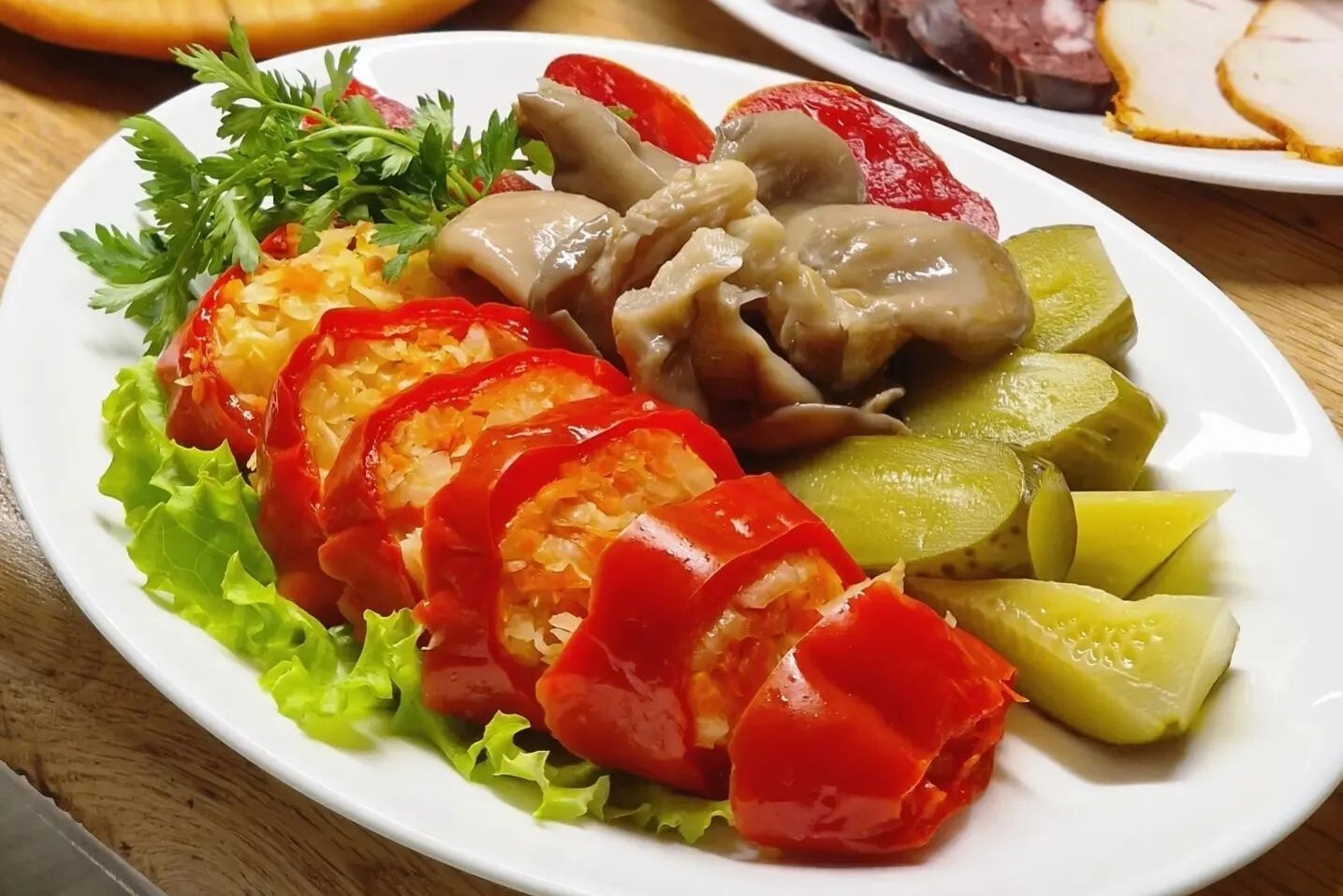 What to eat in Moldova? Top 8 Moldovan foods and the best local restaurants