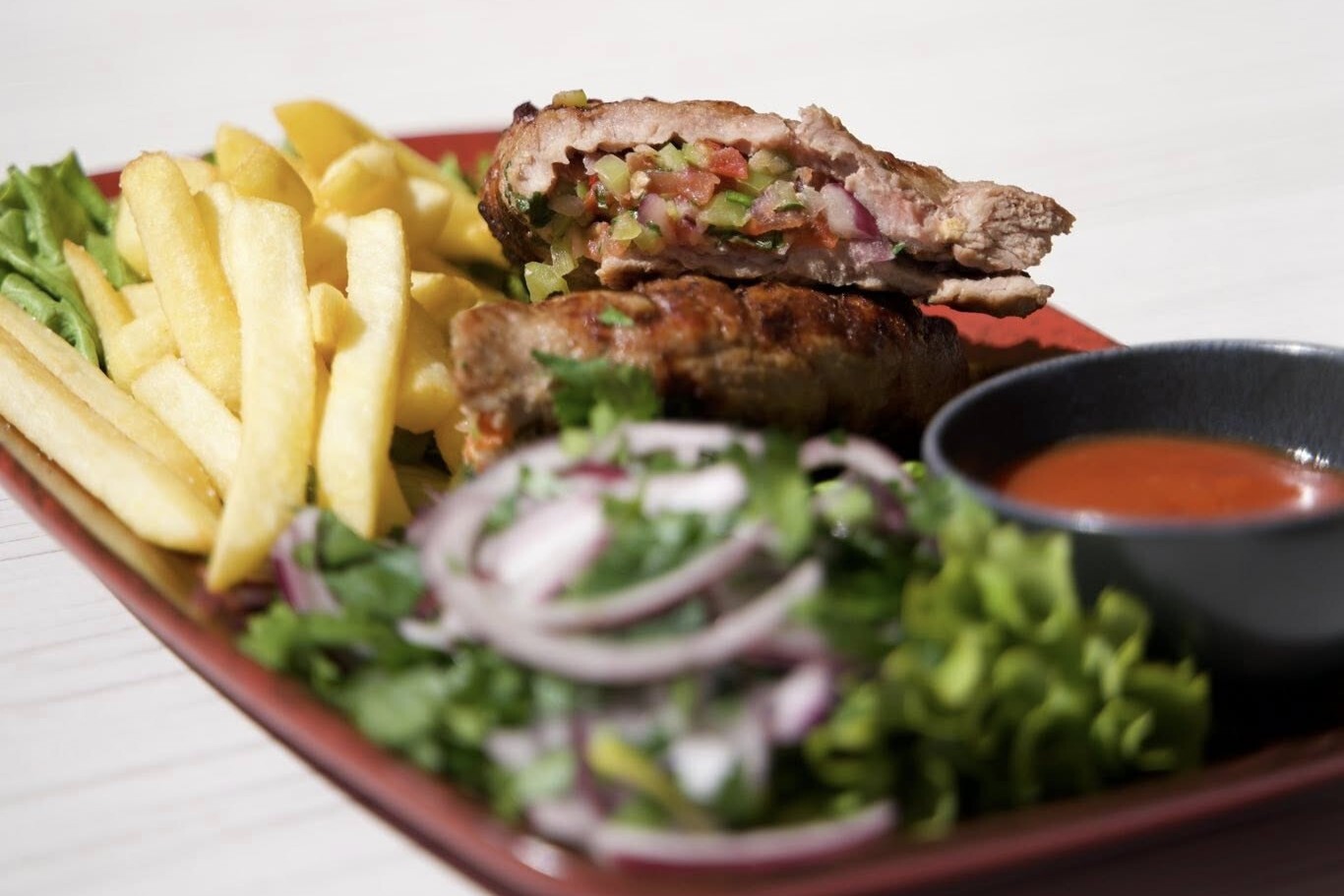 What to eat in Moldova? Top 8 Moldovan foods and the best local restaurants