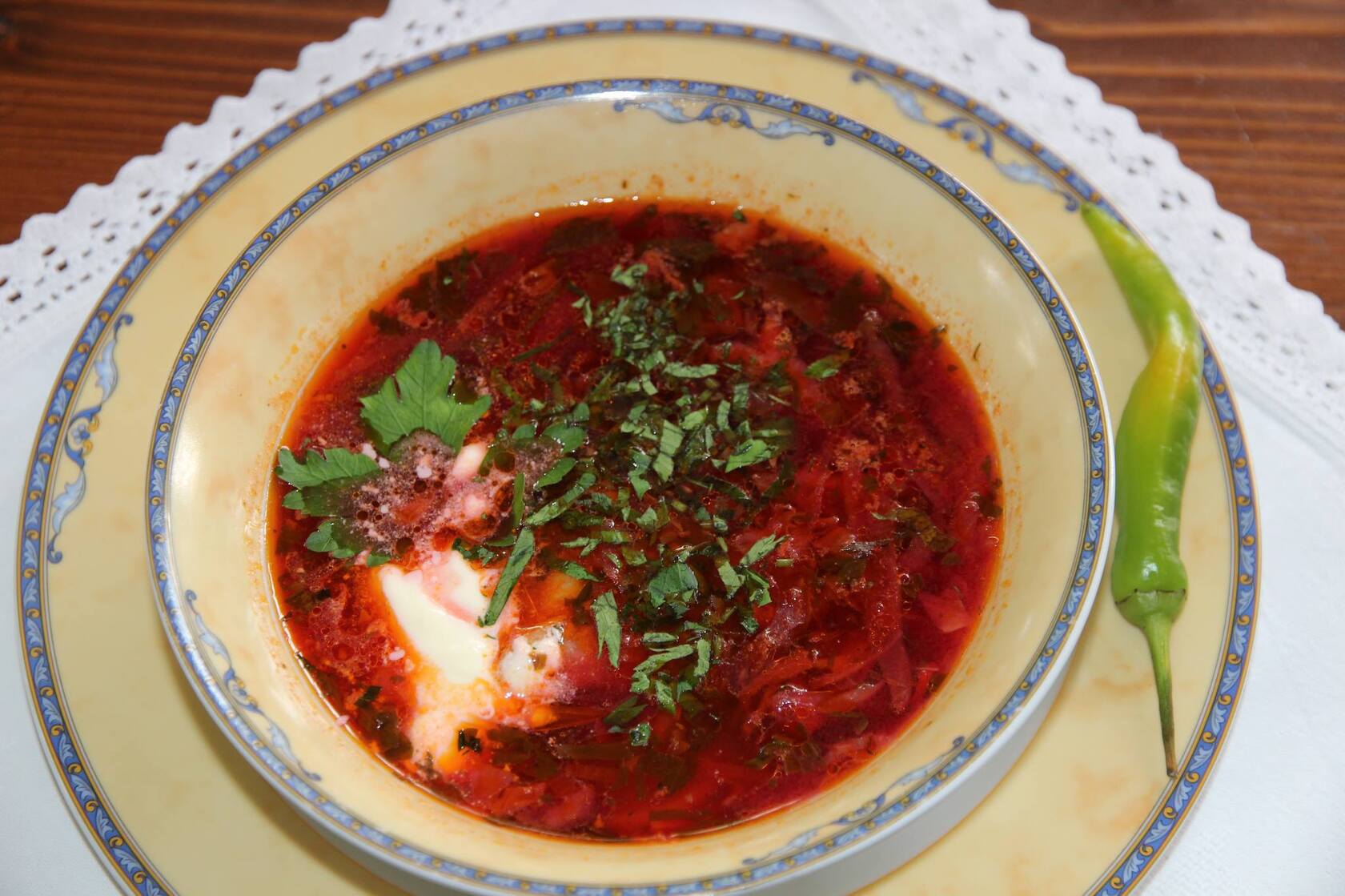 What to eat in Moldova? Top 8 Moldovan foods and the best local restaurants