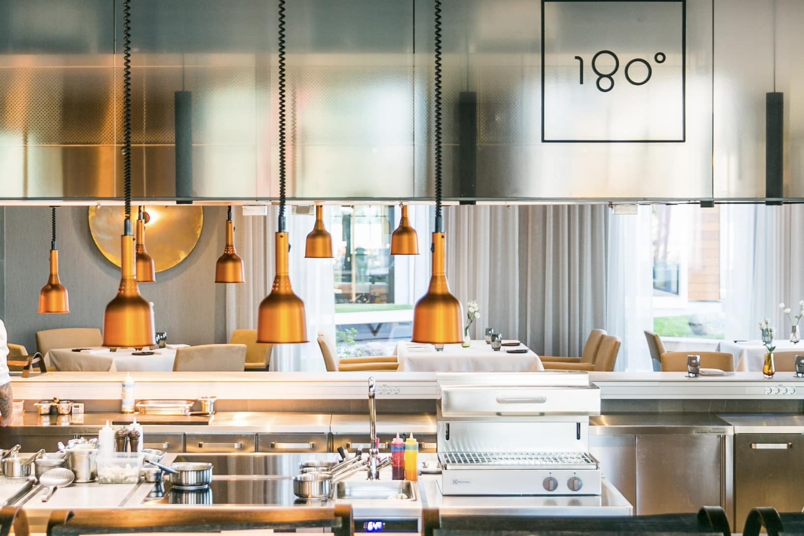 The Michelin Guide's Top 4 Restaurants in Tallinn, Estonia (2025 update)
