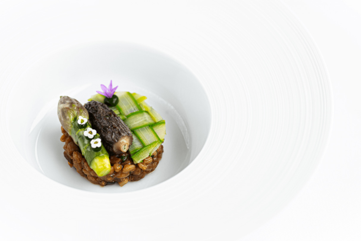 Christmas Dinner Inspiration from Fine-Dining Restaurants