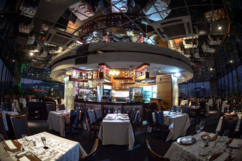 What to eat in Chile: 6 classic Chilean foods & top restaurants to try them